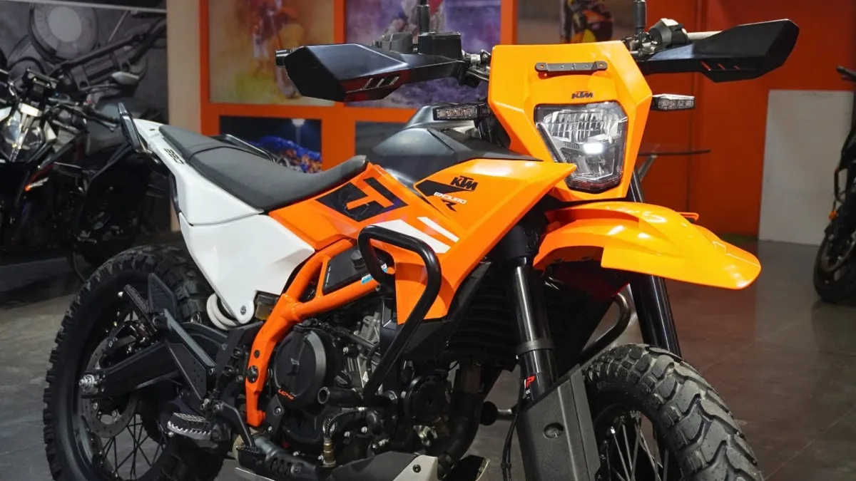 KTM 390 Enduro R 2025 Launched – PowerfulEngine, Premium Enduro Design ...